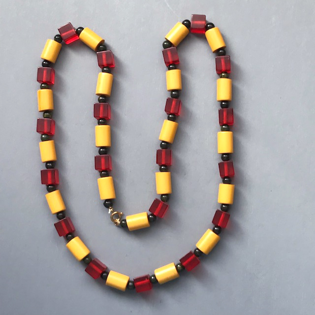 Antique, Designer and Vintage Bakelite/plastic - Morning Glory Jewelry ...